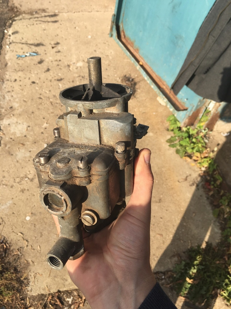 Карбюратор К 105 — ГАЗ 21 2 4 л 1961 года запчасти Drive2