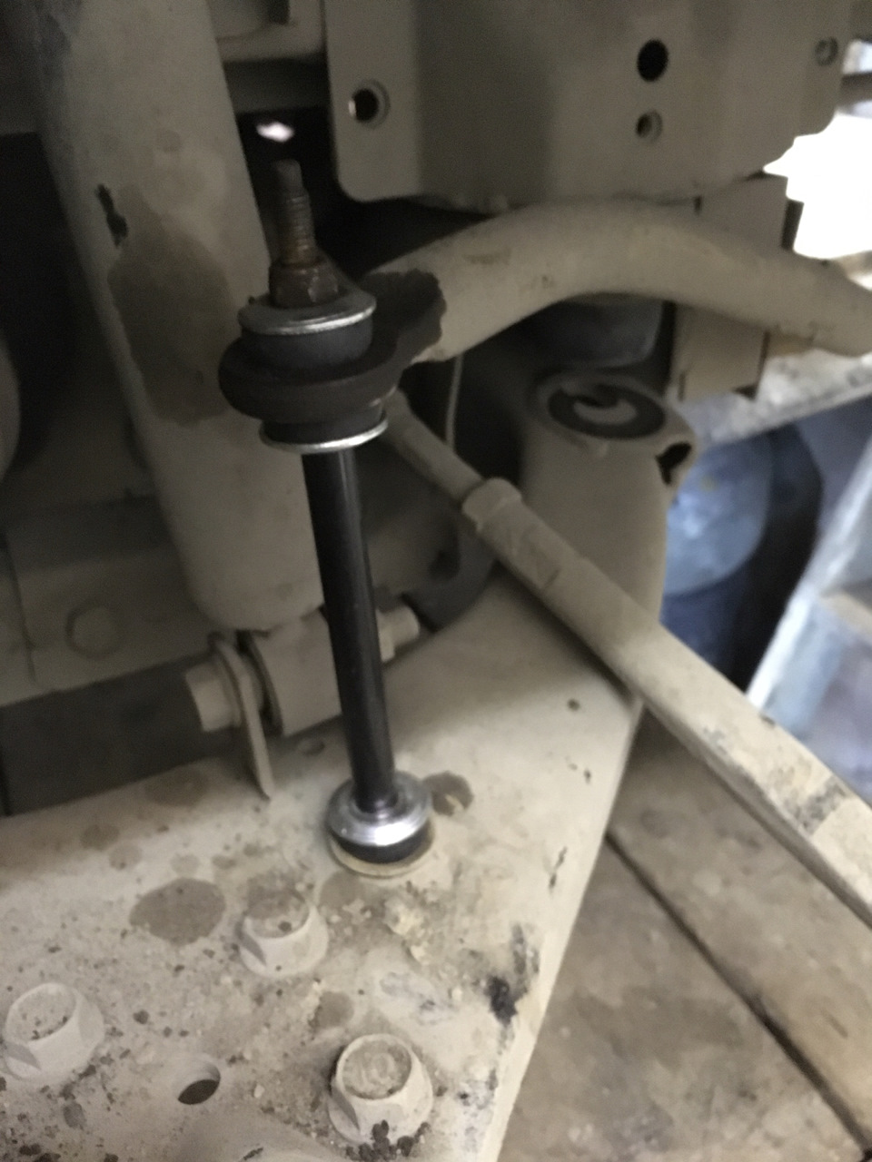 Стабилизатор — Nissan Vanette (4G), 1,8 л, 2000 года | своими руками ...