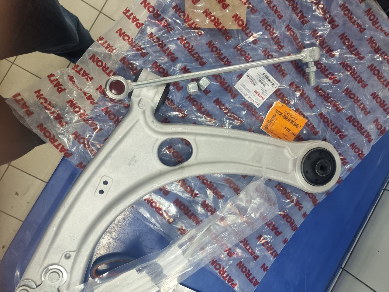 Skoda Superb и всё-всё-всё! Подвеска, мультимедиа, двигатель и др ...