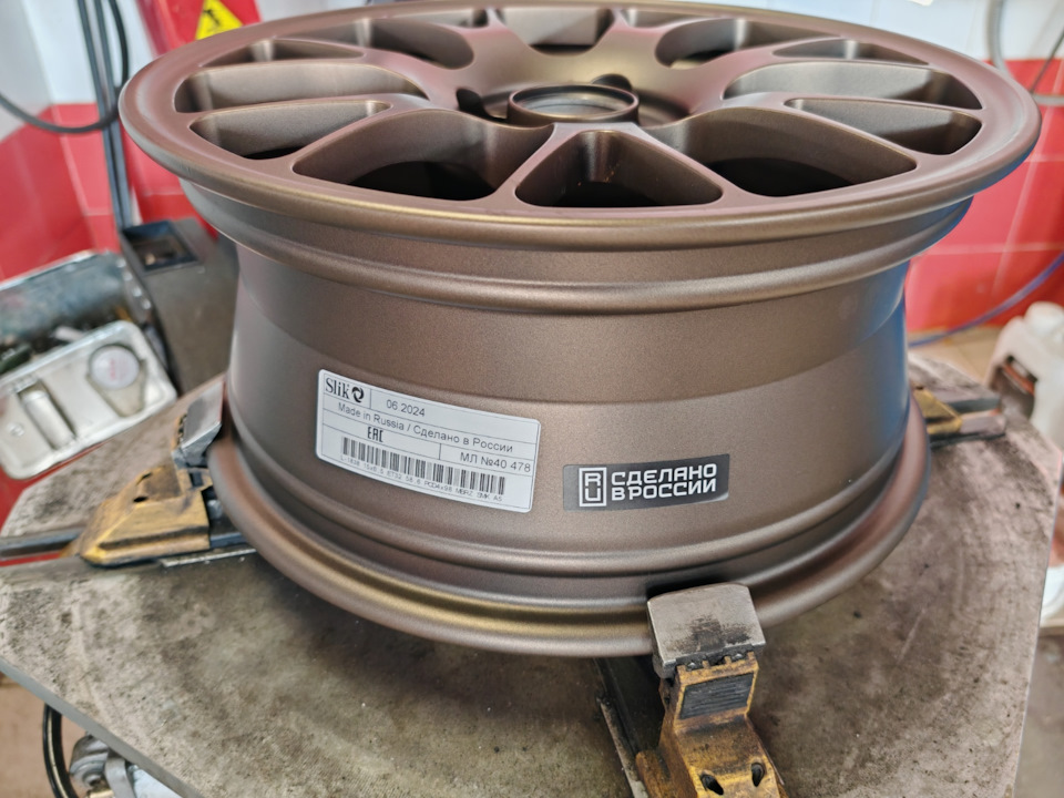 Slik Forged Wheels или "как перестать смотреть на колёса" — Lada Гранта ...
