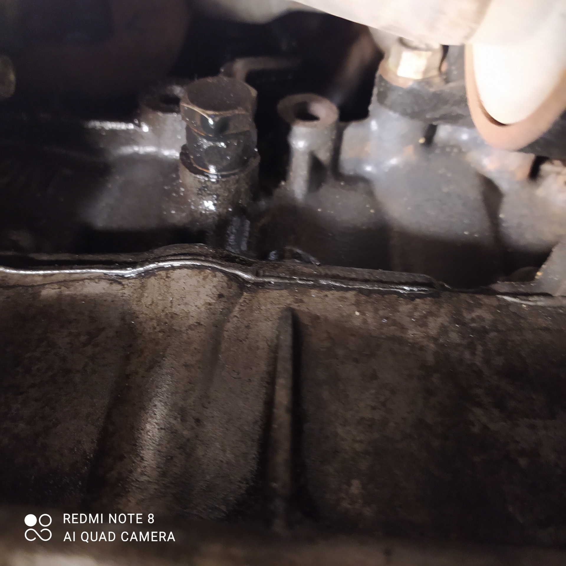 Замена маслоподающей трубки на турбину — KIA Sportage (3G), 2 л, 2011 ...