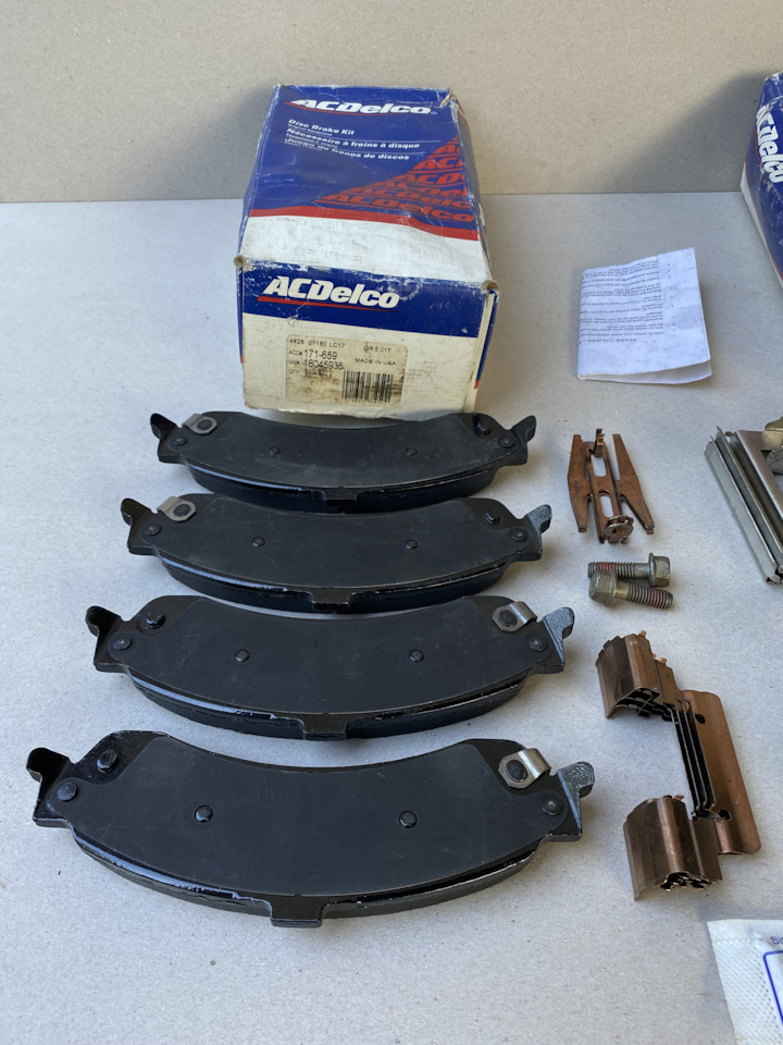 171626 Комплект тормозных колодок, дисковый тормоз GM | Запчасти на DRIVE2