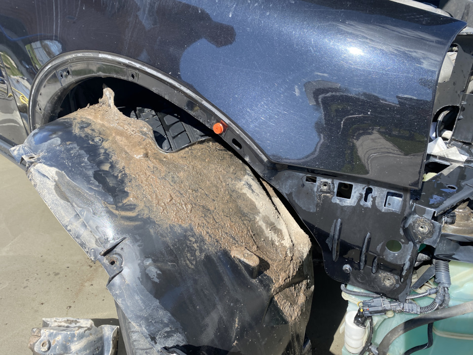 Частная практика: Удаление ржавчины с Volvo XC90 путём замены деталей ...