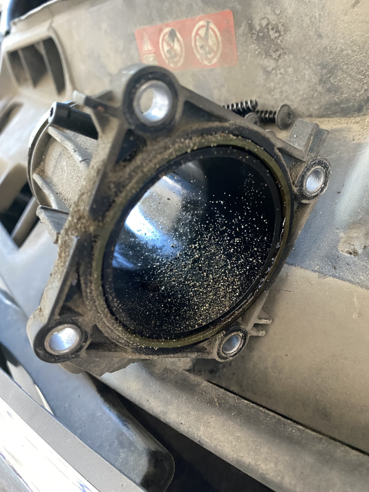 Клапан КВКГ и чистка дроссельной заслонки — Mercedes-Benz C-class (W204 ...