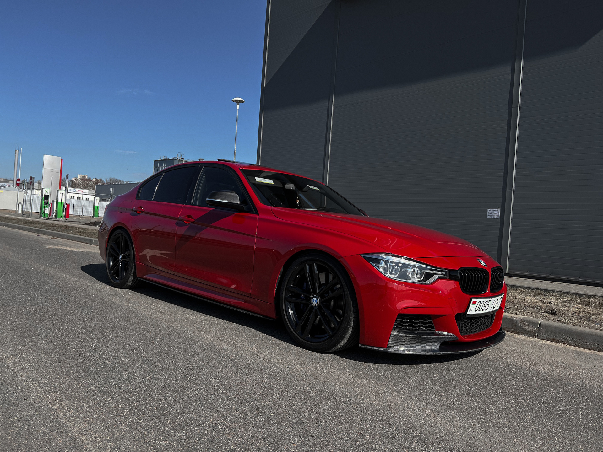 Пришла весна, можно и фото добавить — BMW 3 series (F30), 3 л, 2017 года | просто так | DRIVE2