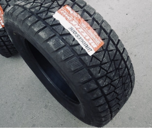Bridgestone Blizzak DM-V2 285/60 R18 — Toyota Land Cruiser 200, 4,6 л ...