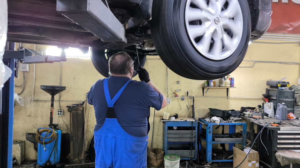 28. Замена шаровых опор, рулевых тяг, РУУК 2 осей и др. — Nissan Rogue ...