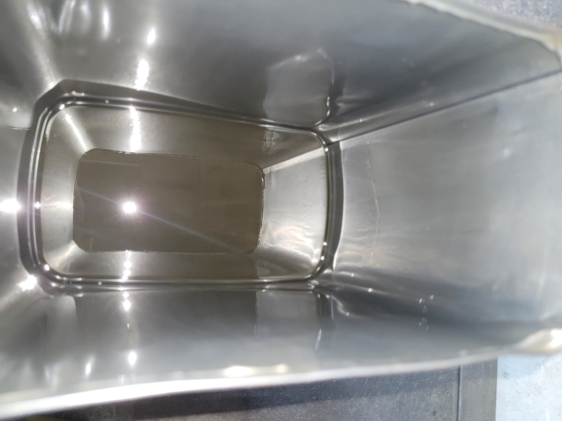 Ремень навесного, жидкость ГУРа, буфер бачка ГУРа — Audi A8 (4E), 4,2 л ...