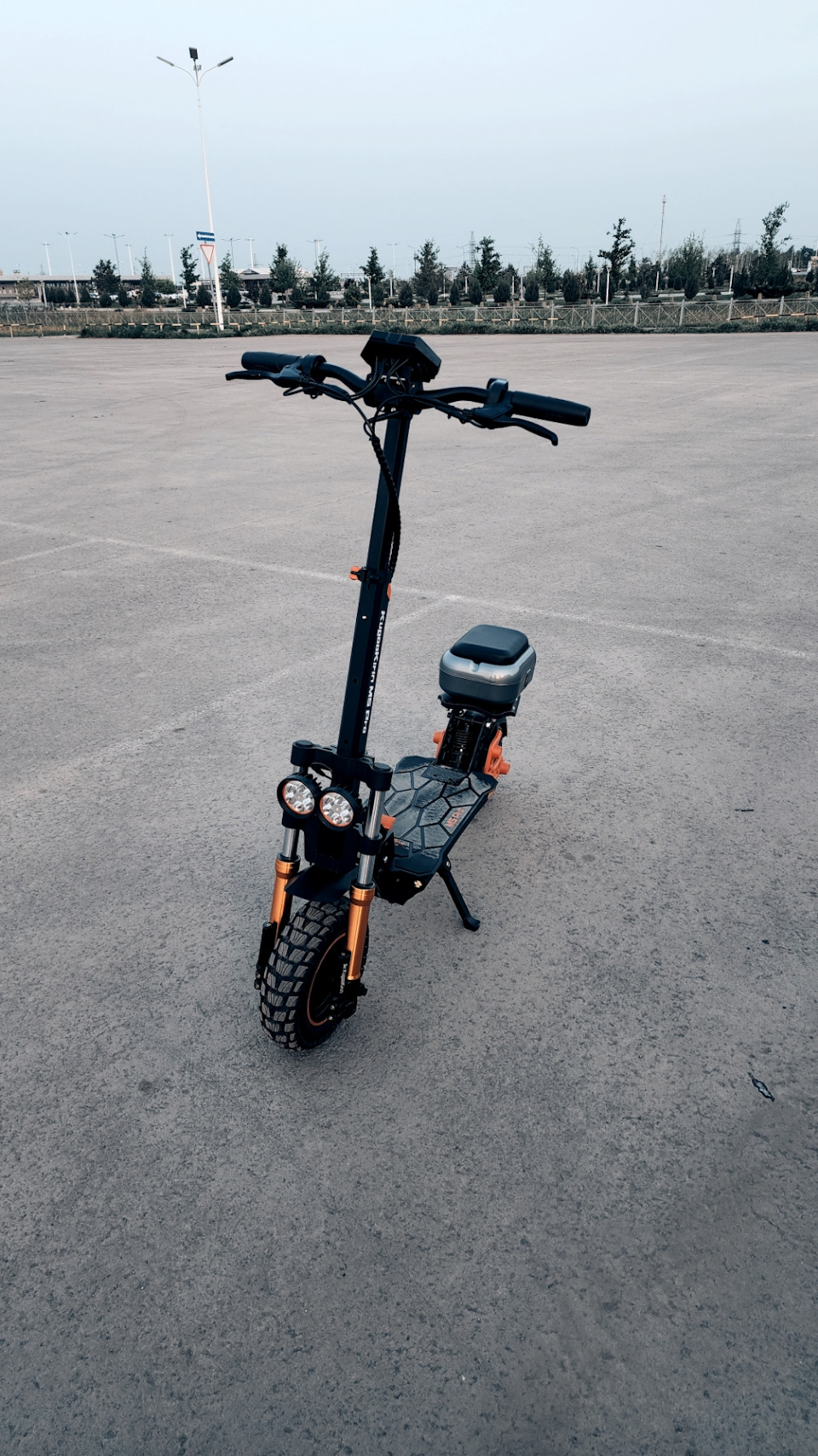 KUGO KIRIN M5 PRO 2024 1200W "Электрический двуколесный демон" — DRIVE2