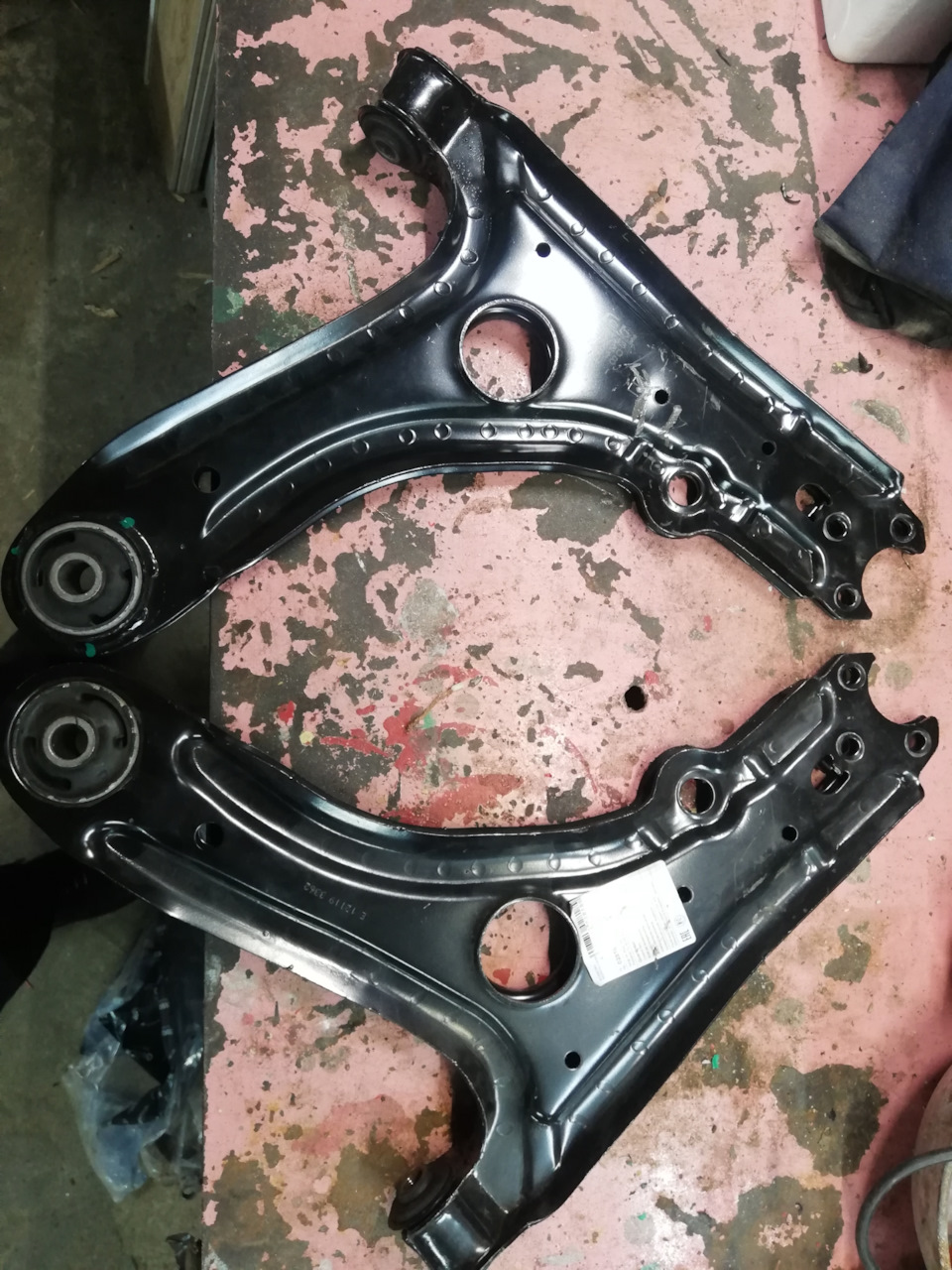 Пришло время поменять передние рычаги — Volkswagen Jetta II, 1,8 л ...