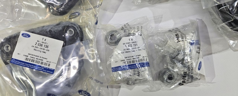 2036136 Комплект опоры амортизатора Ford | Запчасти на DRIVE2