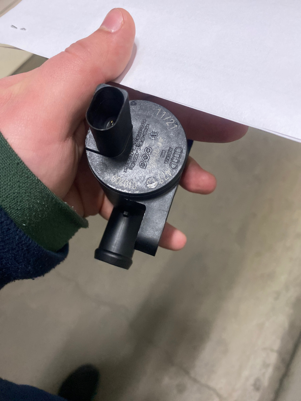 Совет по печке на 1.8 октавии. Дует справа тёплым, а слева холодным ...