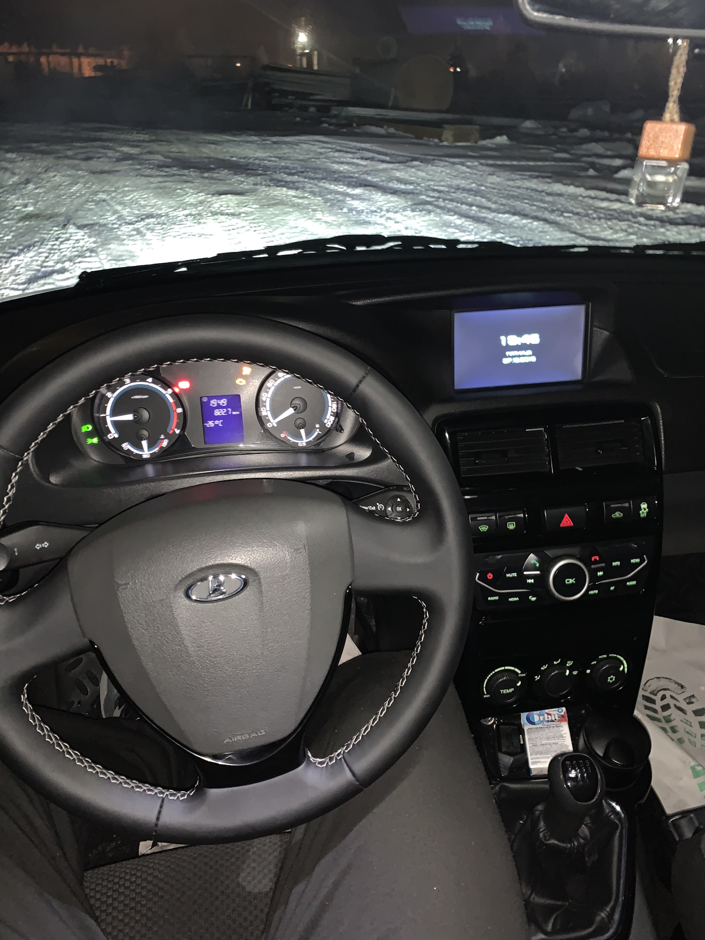 Кожаный руль . — Lada Приора седан, 1,6 л, 2014 года | тюнинг | DRIVE2