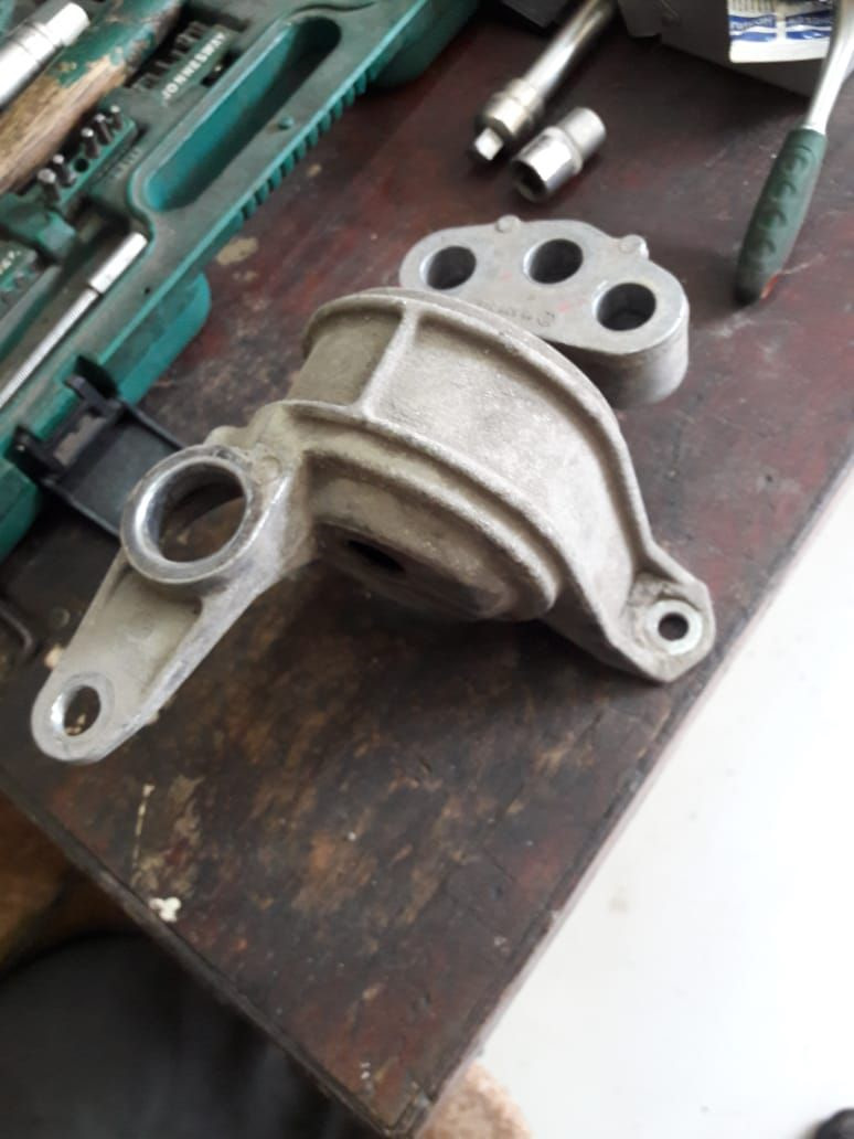 Замена помпы с подушкой и штуцером))) — Opel Meriva (B), 1,4 л, 2014 ...