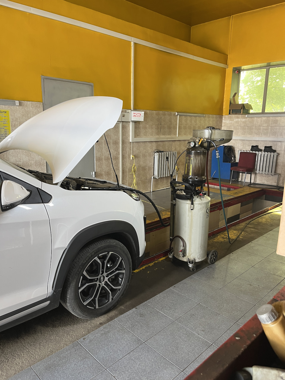 №4 Замена масла в двигателе — Chery Tiggo 2 Pro (1G), 1,5 л, 2023 года ...