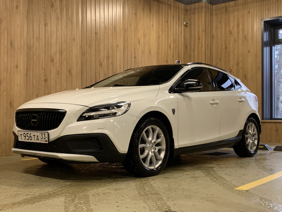 Замена пружин и амортизаторов — Volvo V40 Cross Country, 2 л, 2016 года ...