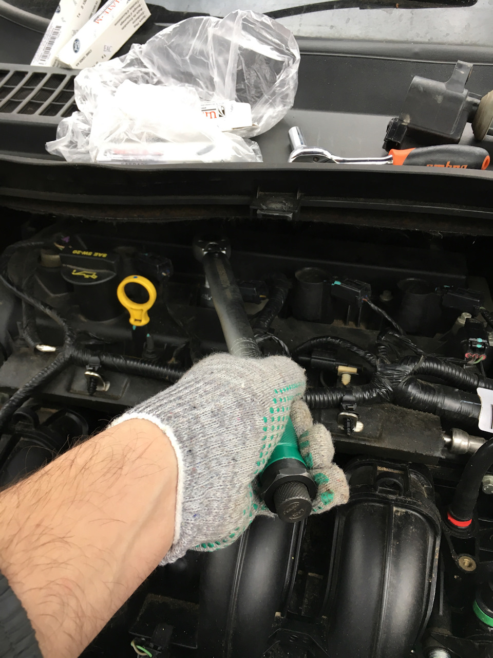 Первые дни с Кугой 2,5 — Ford Kuga (2G), 2,5 л, 2014 года | расходники ...
