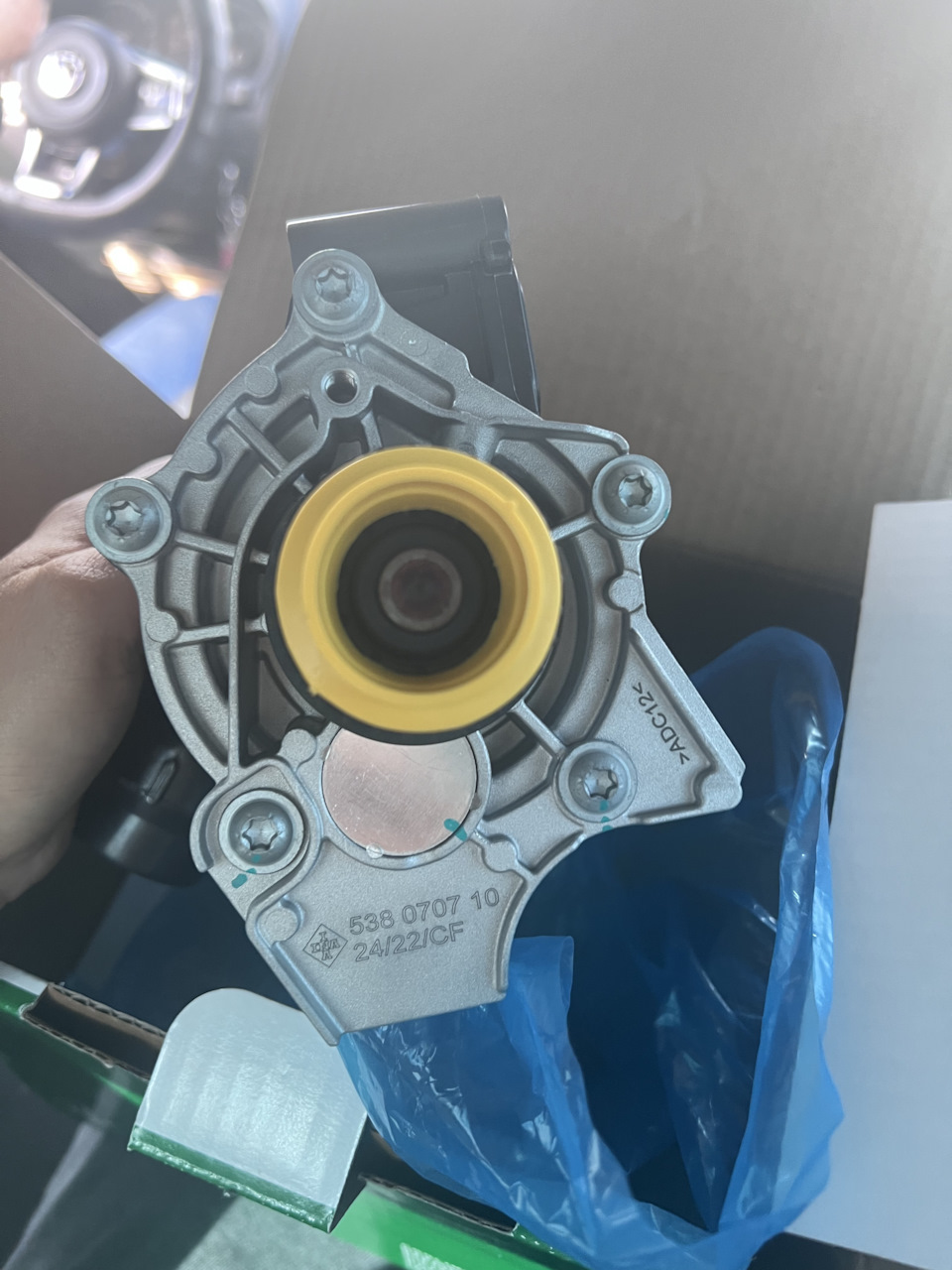 34. ТО + Замена помпы INA — Volkswagen Passat CC, 2 л, 2009 года ...