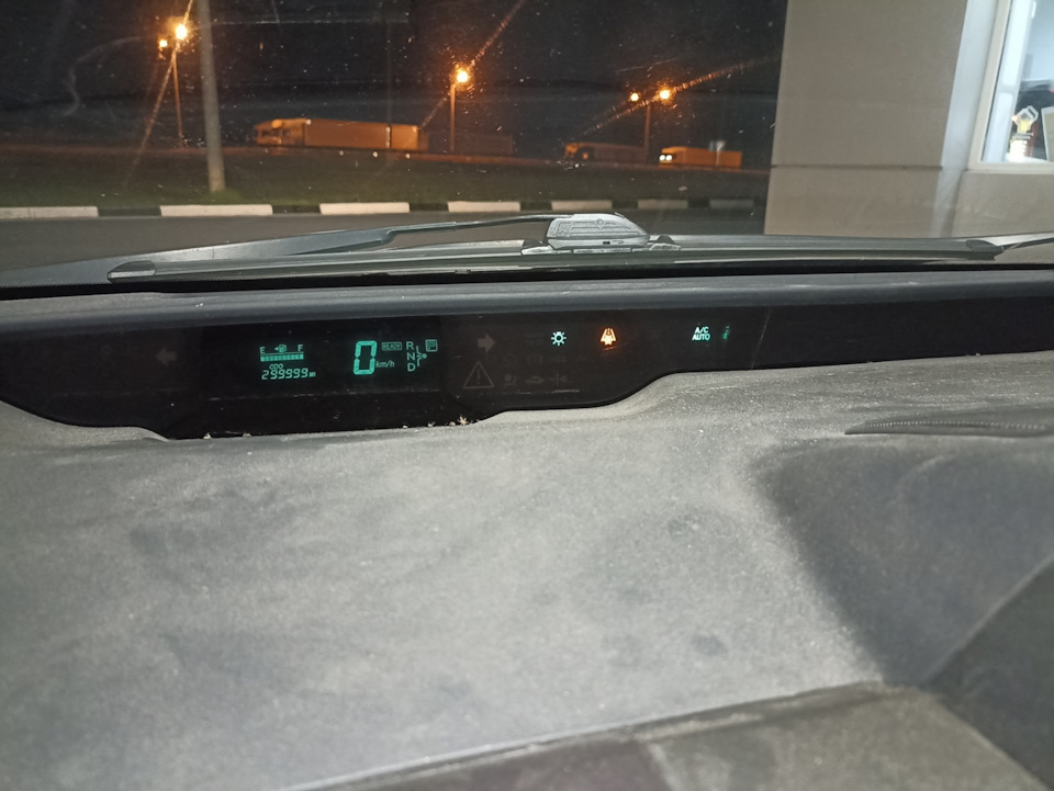 и меня не пронесло с этой участью. — Toyota Prius (20), 1,5 л, 2004 года | поломка | DRIVE2