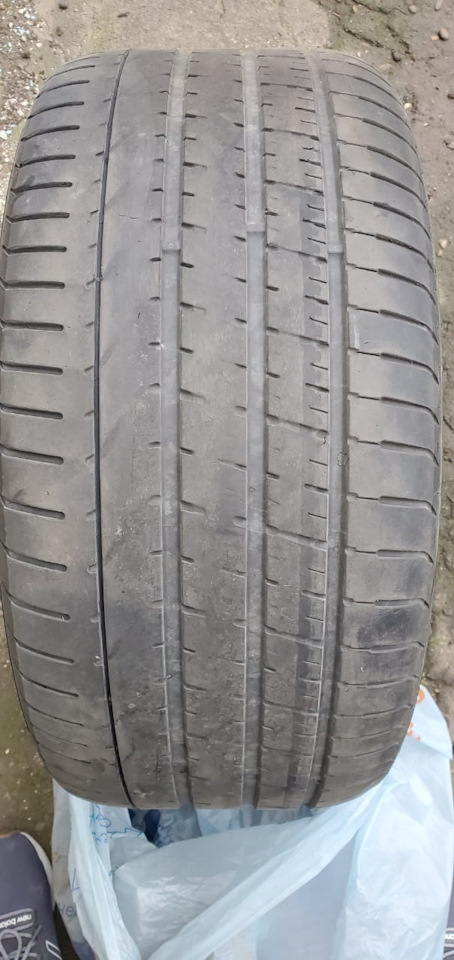 Шины летние Pirelli 275/35 R20 на Bentley Continental GT (1G). Б/у | 22 ...