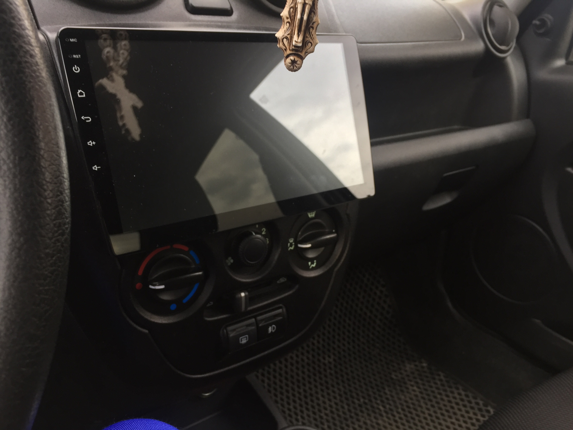 Переключатели печки от гранты fl — Lada Гранта (1G), 1,6 л, 2012 года ...