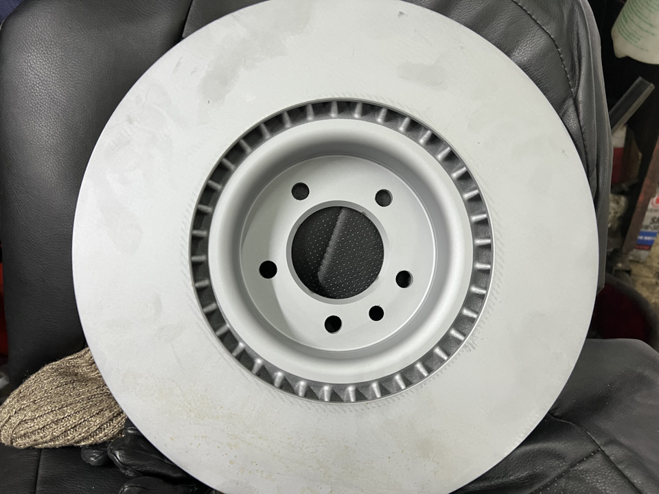 Эпическая замена тормозов — Land Rover Range Rover Sport (2G), 3 л ...