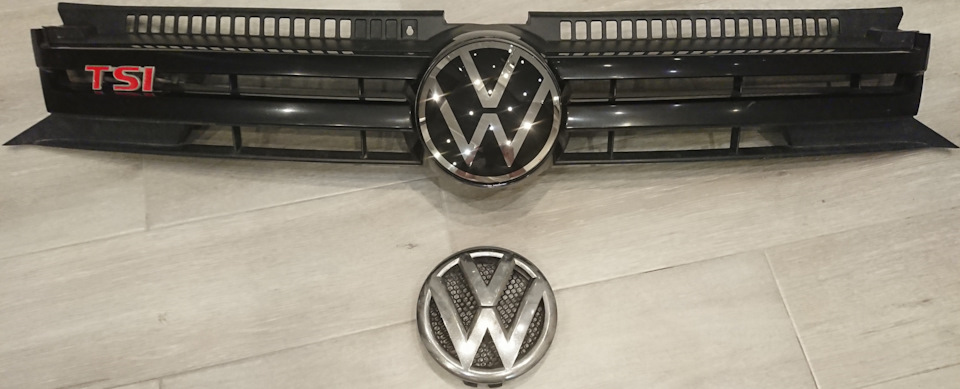 Заменить эмблемы VW — Volkswagen Golf Plus, 1,4 л, 2012 года | тюнинг ...