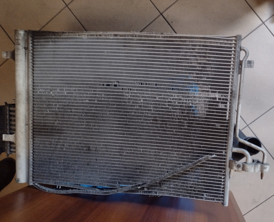 Октябрь — Ford Focus Wagon III, 2 л, 2013 года | запчасти | DRIVE2