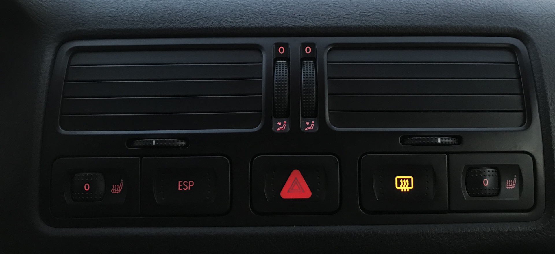 История одной кнопки “d” — Volkswagen Golf Mk4 1 9 л 2004 года