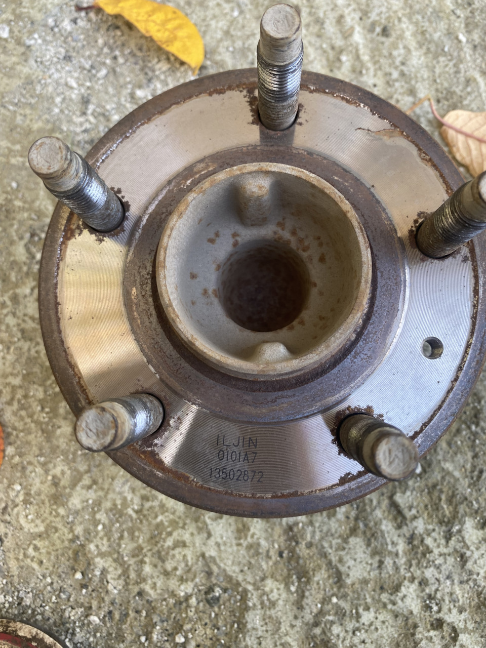 13502872 Ступица CHEVROLET CRUZE R15 задняя В СБОРЕ GM | Запчасти на DRIVE2