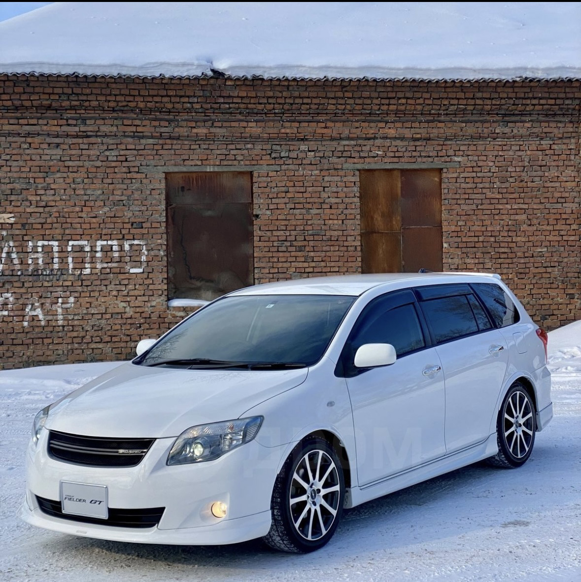 Установка оригинальных боковых обвесов на fielder 141 — Toyota Corolla ...