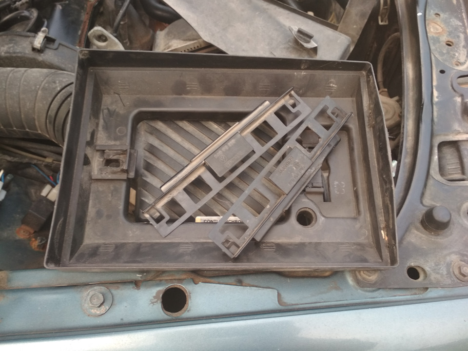 Замена масла в ДВС, масляного фильтра, салонного и воздушного ...