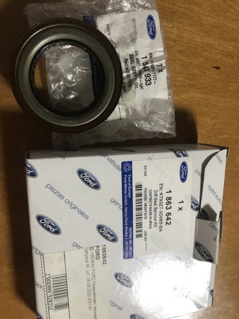 1543933 Сальник дифференциала КПП (MTX 75) / Ford | Запчасти на DRIVE2