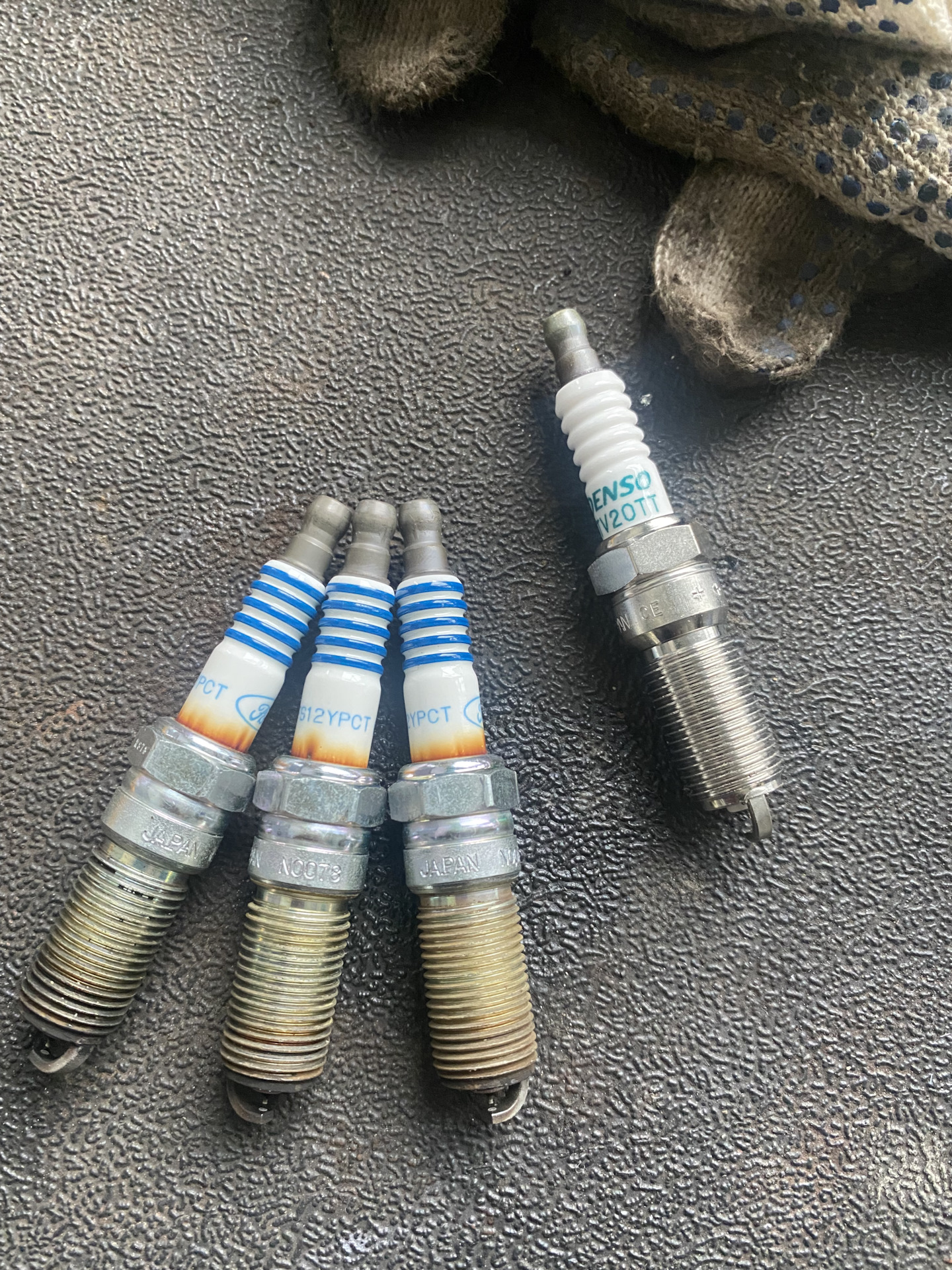 Замена свечей — Ford Edge (2G), 2 л, 2019 года | плановое ТО | DRIVE2