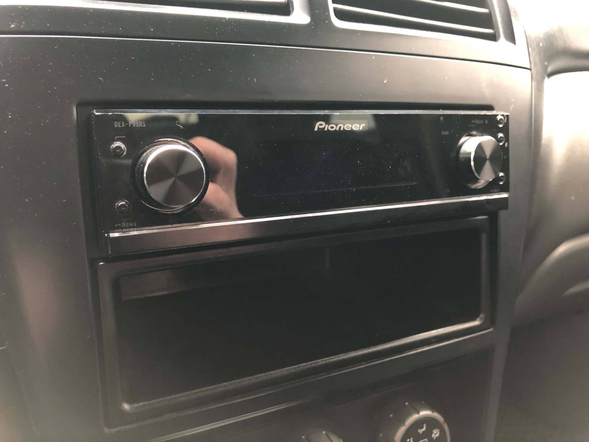 Замена ГУ. Pioneer DEX-P99RS. Межблоки KICX RCA-05. — Nissan Almera Classic (B10), 1,6 л, 2008 ...