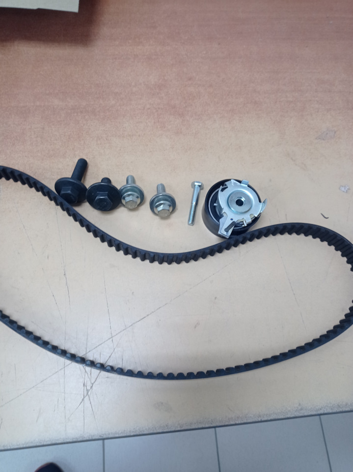 CT881K3 Комплект ГРМ FORD: C-MAX 1.6 07-, FIESTA V 1.25 16V/1.4 16V/1.6 ...