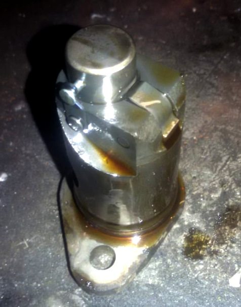 Натяжитель цепи 2zz. Замена — Toyota Matrix (1G), 1,8 л, 2003 года ...