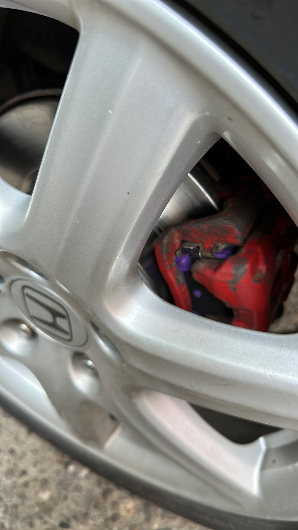 Замена задних тормозных дисков — Honda Civic Hatchback (8G), 1,8 л ...