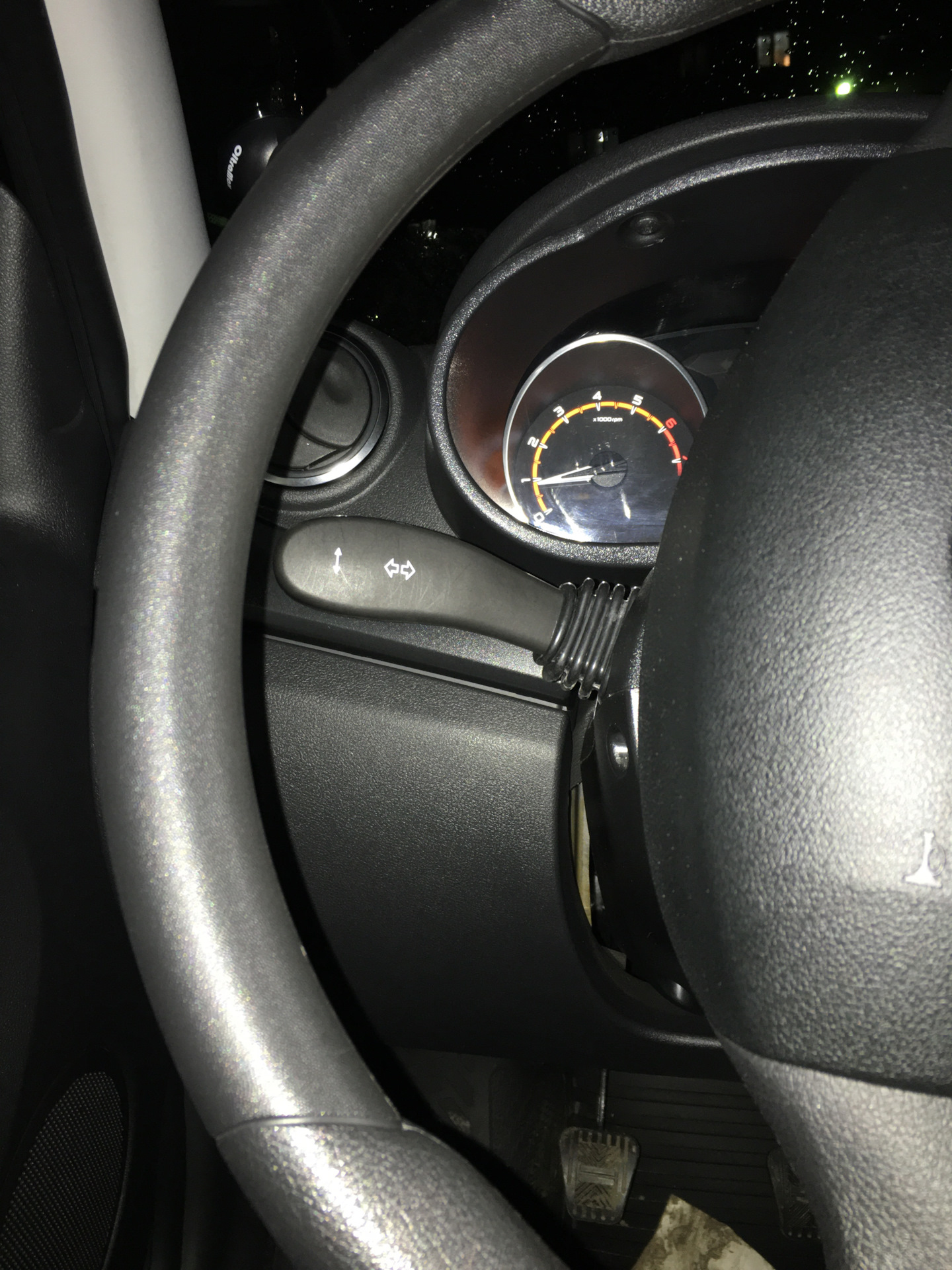 Подрулевые переключатели — Lada Гранта (2G) FL, 1,6 л, 2019 года ...
