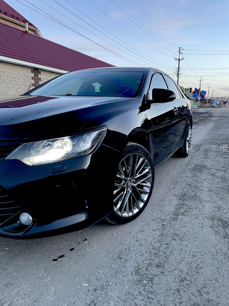 19r — Toyota Camry (XV50), 2,5 л, 2015 года | аксессуары | DRIVE2