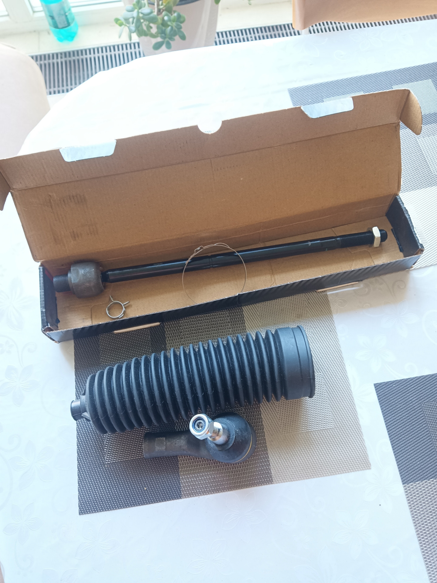 Наконечник, тяга и пыльник с хомутами — Land Rover Discovery III, 2,7 л ...