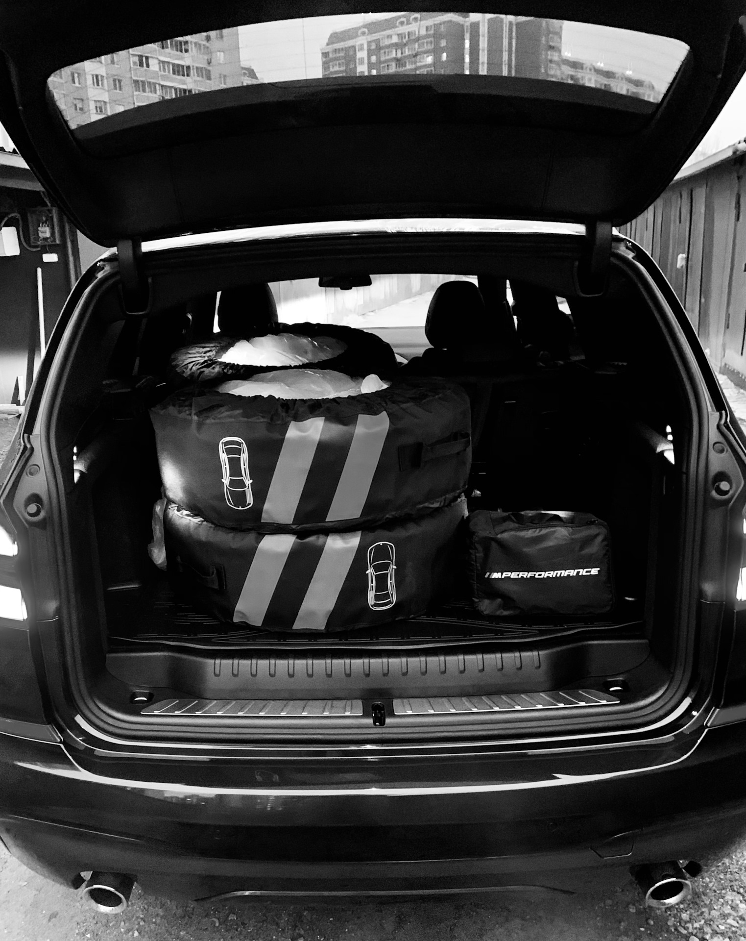 Новые задние тормозные перфорированные диски G-brake — Mitsubishi ...