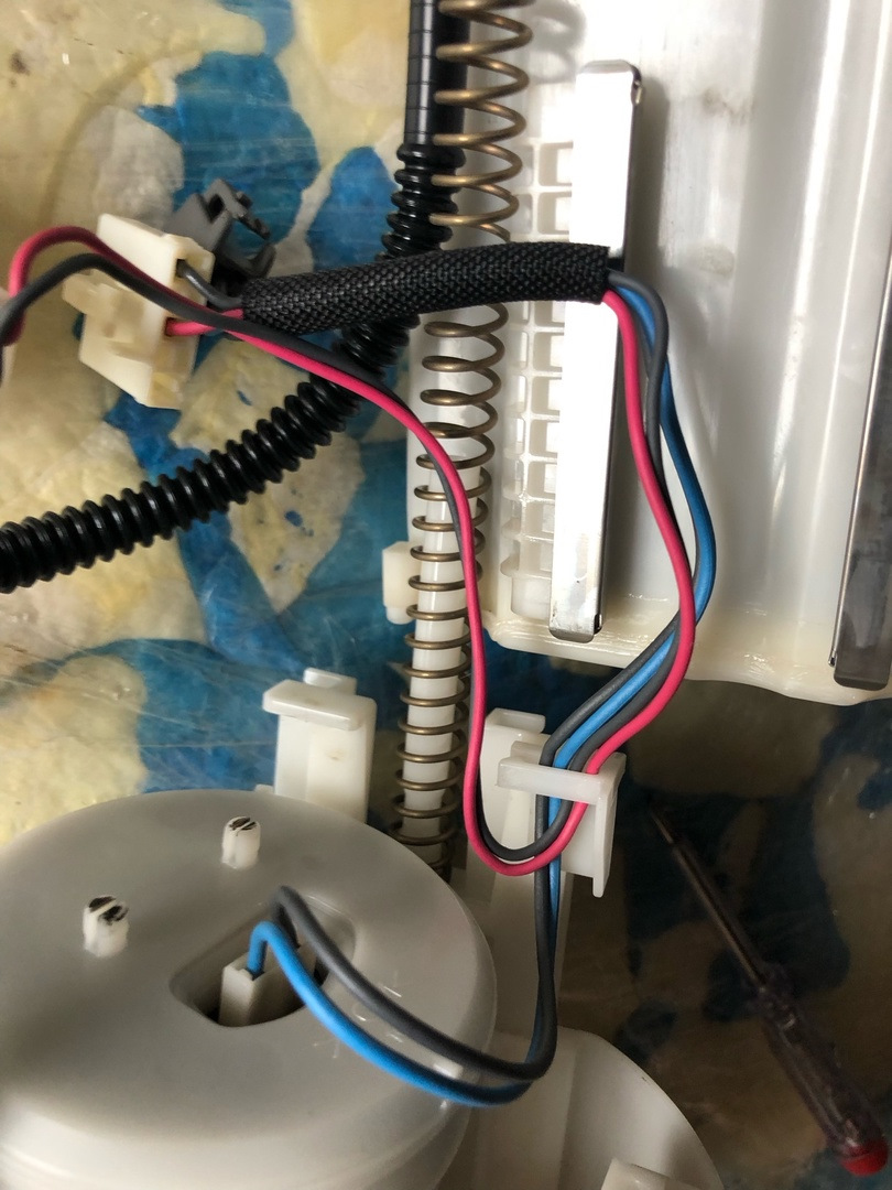 Замена Антифриза и Топливного фильтра — Toyota Corolla (160), 1,6 л ...