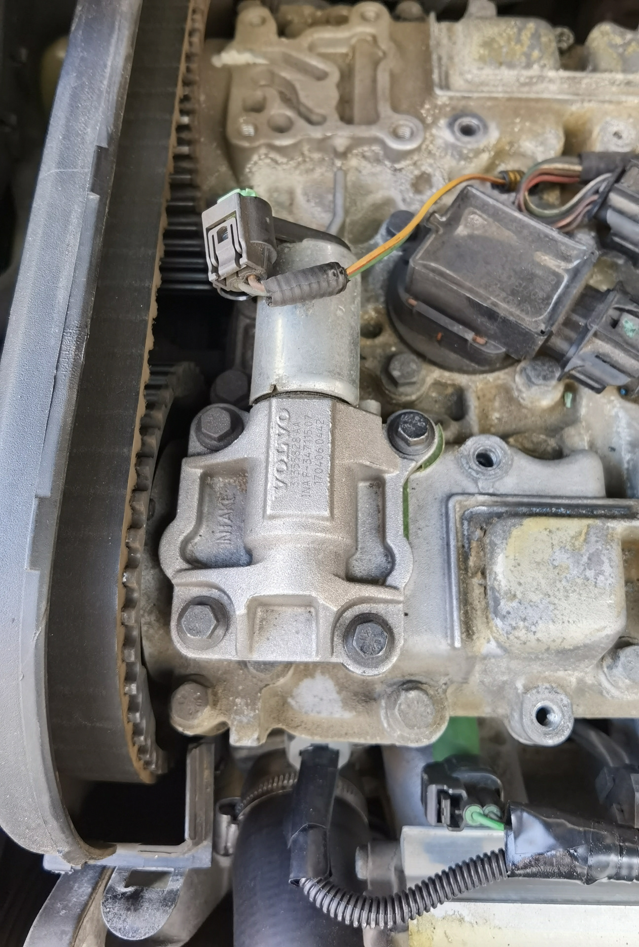 Профилактика клапана VVT — Volvo S60 (1G), 2,4 л, 2007 года | своими ...