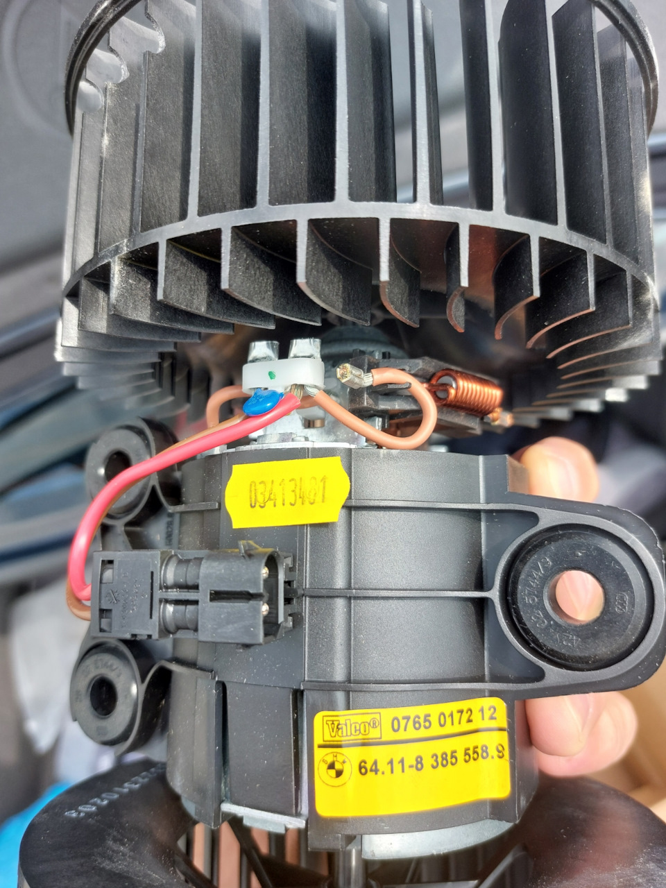 64118385558 Вентилятор BMW | Запчасти на DRIVE2