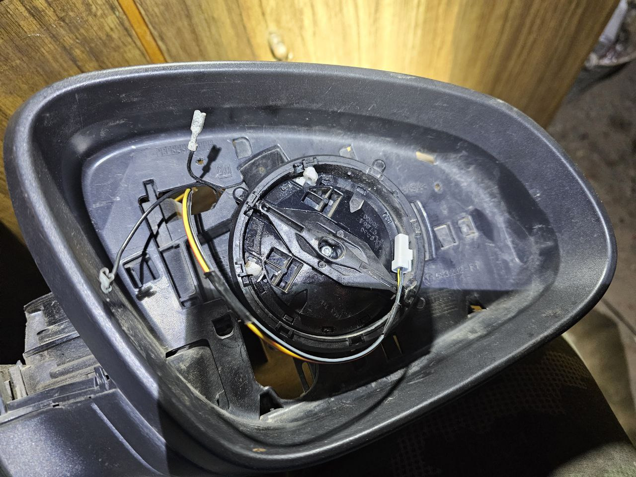 Установка системы контроля слепых зон SBSA — Opel Astra J, 1,4 л, 2012 ...