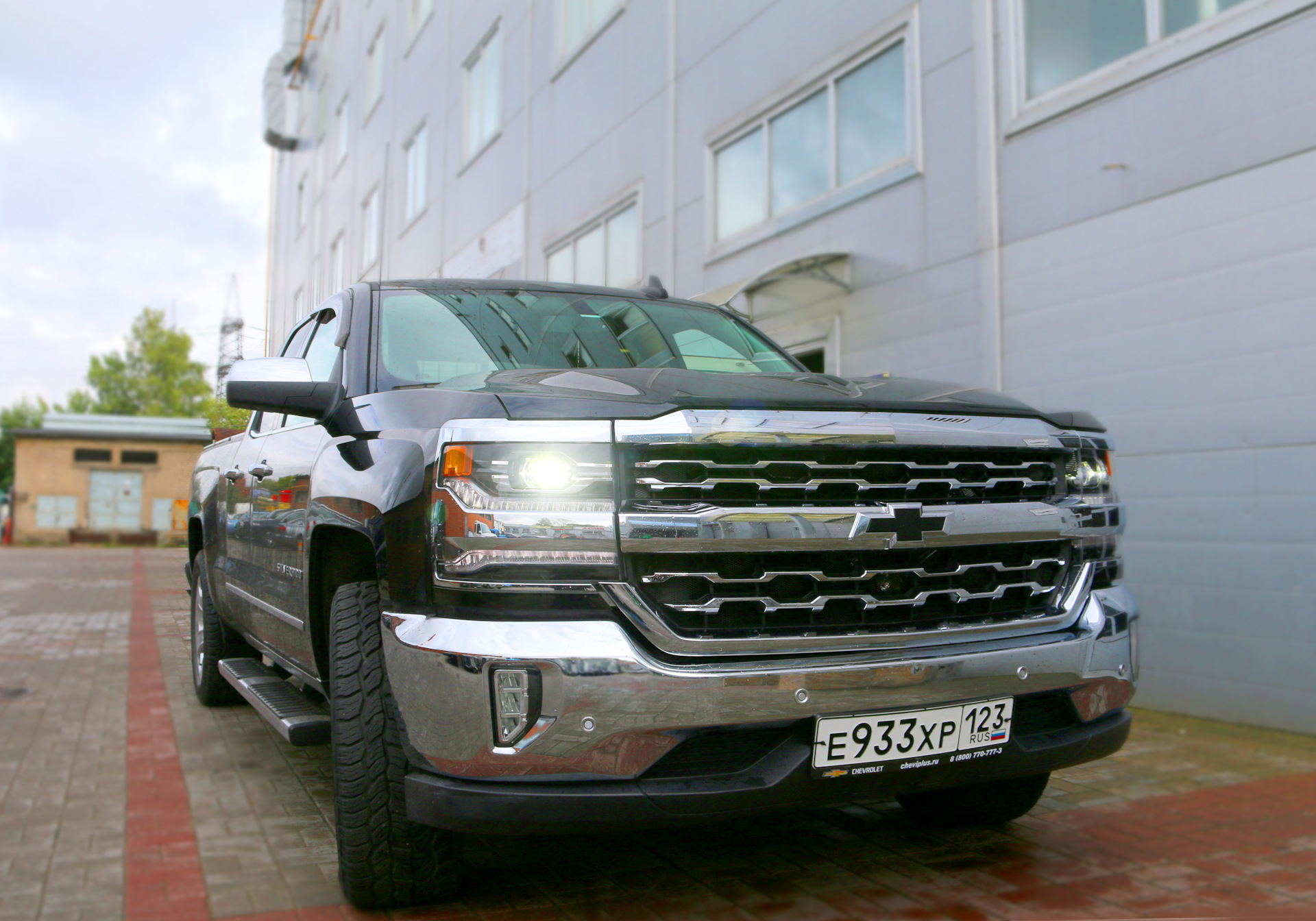 Chevrolet Silverado — поставил "правильную" резину. — Chevrolet ...