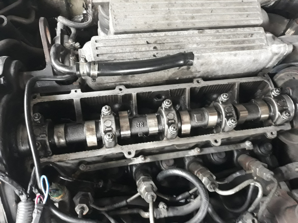 Клапанная крышка, ремень ГРМ — Mazda 626 IV (GE), 2 л, 1995 года ...