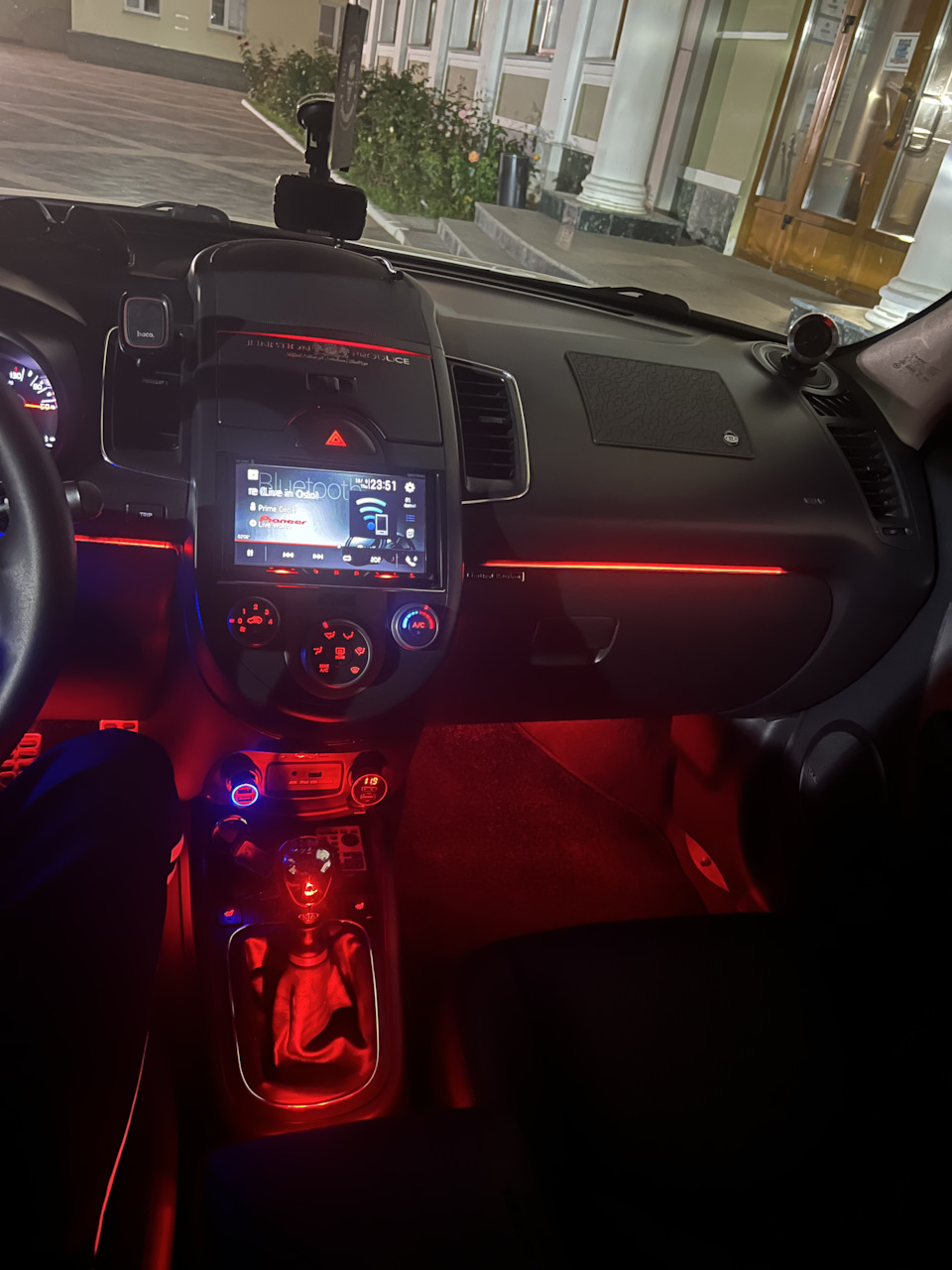 Немного уюта в салон — KIA Soul (1G), 1,6 л, 2011 года | просто так ...
