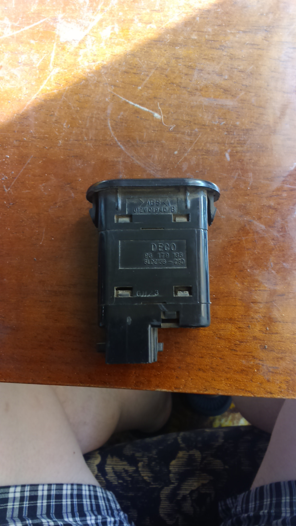 96179135 Кнопка стеклоподъемника Daewoo Nexia 1995-2016 GM | Запчасти ...